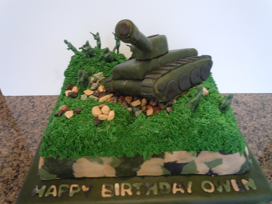 Army Birthday Cake - CakeCentral.com