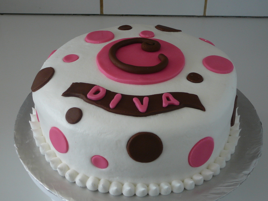 Diva Cake - CakeCentral.com