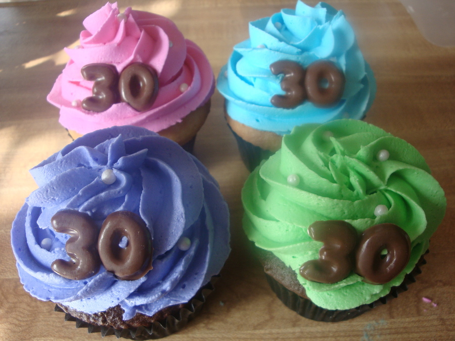 30Th Birthday Cupcakes - CakeCentral.com