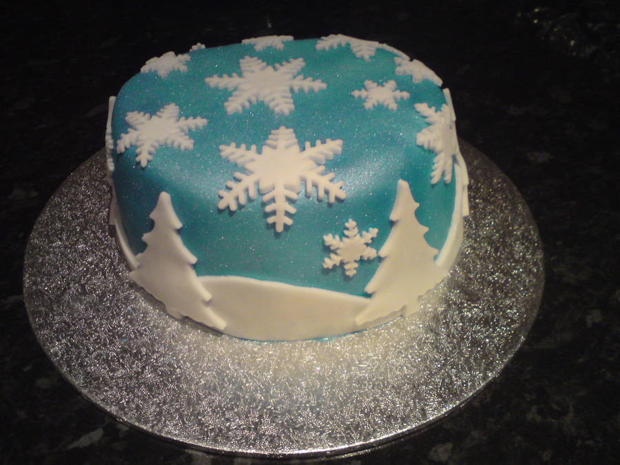 Snowflake Christmas Cake - CakeCentral.com