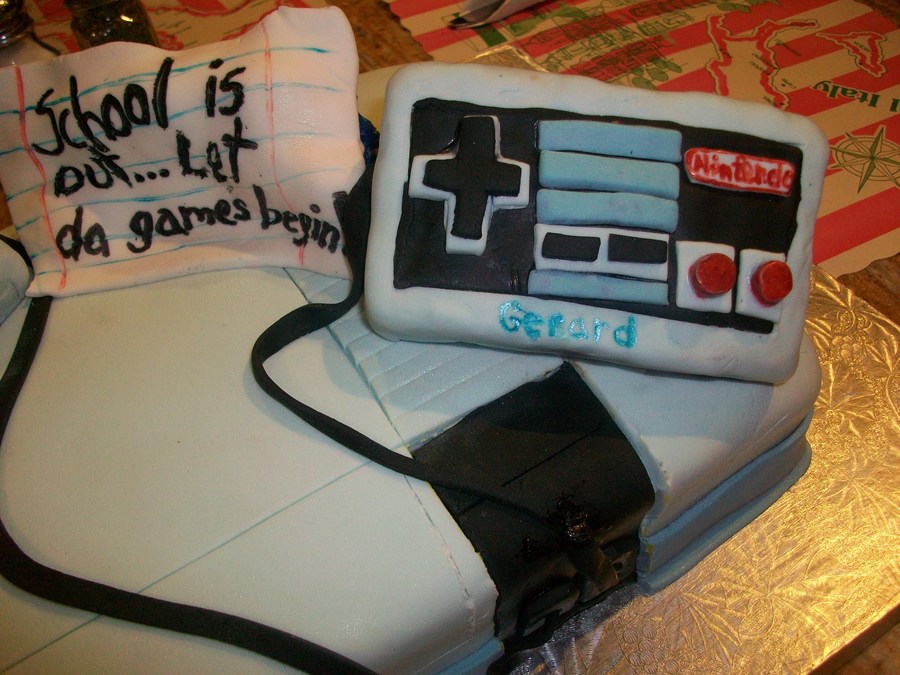 Nintendo Cake - CakeCentral.com