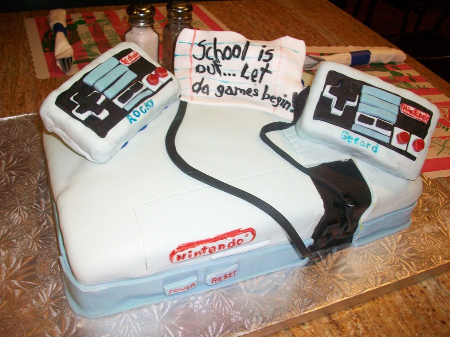 Nintendo Cake - CakeCentral.com