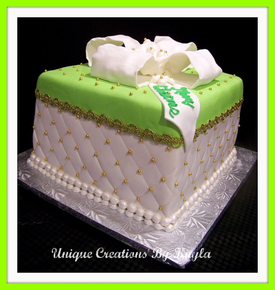 Present Cake - CakeCentral.com