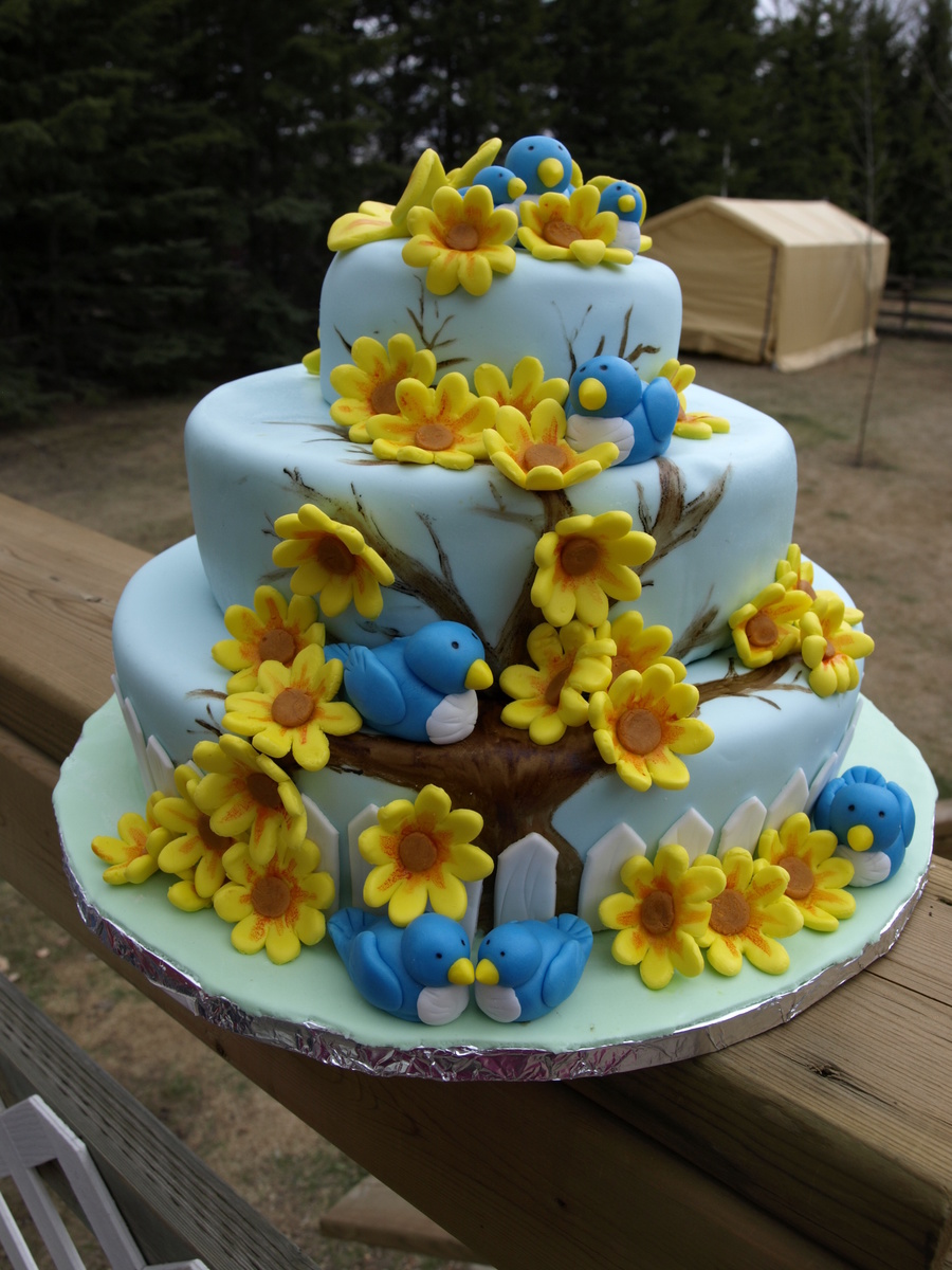 Bluebirds And Flowers - CakeCentral.com