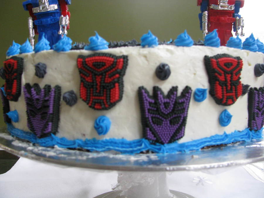 Transformer Birthday Cake - CakeCentral.com