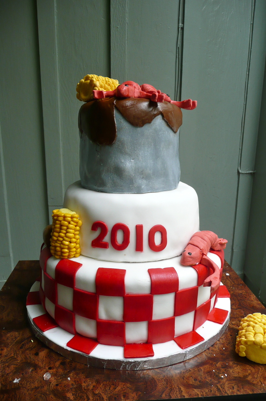 Crawfish Graduation Party Cake Photos - CakeCentral.com
