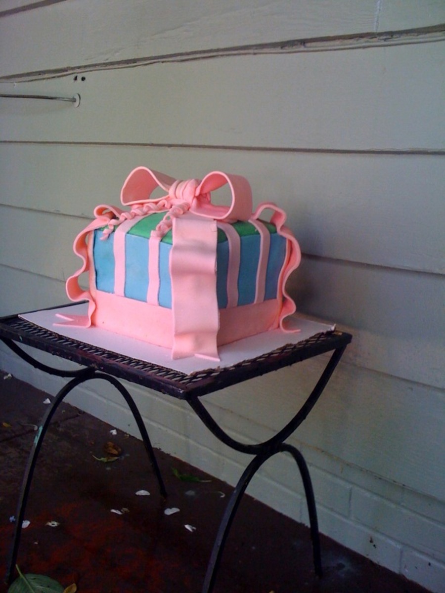 Pink Bow And Ribbon Cake - CakeCentral.com