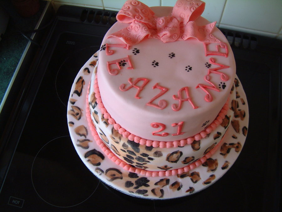Leopard Print Cake - CakeCentral.com