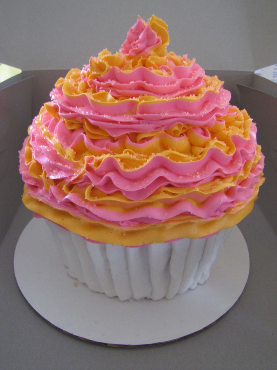 Smash Cake Extra Large Cupcake - CakeCentral.com