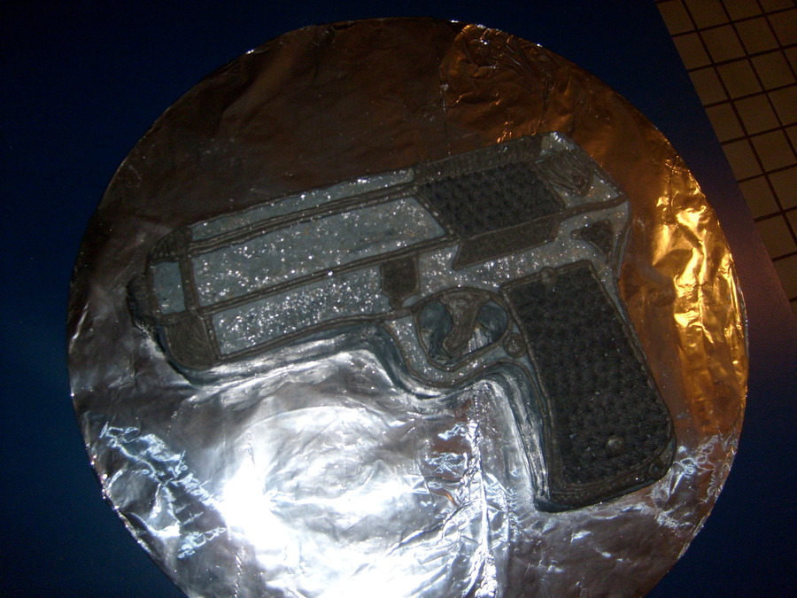 Gun Cake - CakeCentral.com