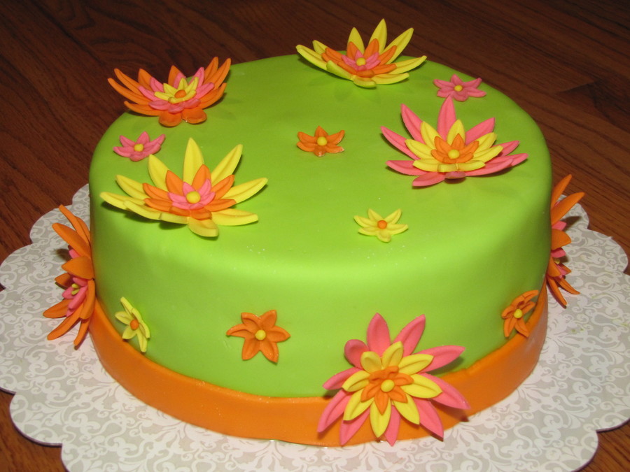 Fondant & Gum Paste Final Cake - CakeCentral.com