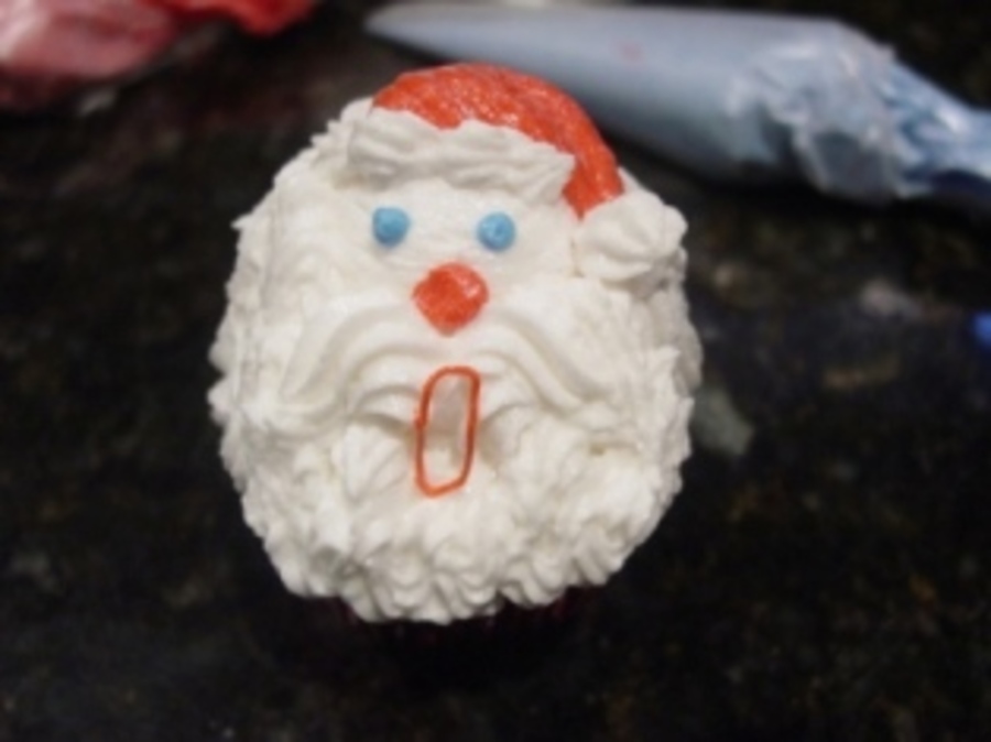 Santa Face Cupcake! - CakeCentral.com
