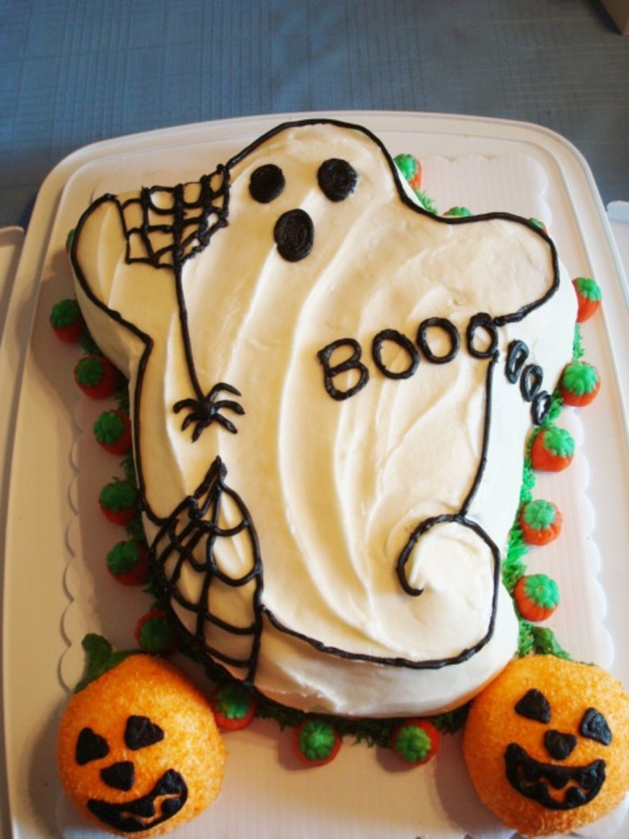 Ghost - CakeCentral.com