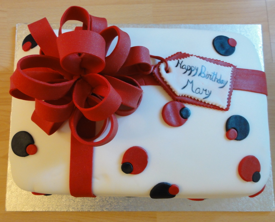 Gift Box - CakeCentral.com