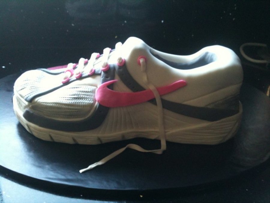 Nike Running Shoe/sneaker - CakeCentral.com