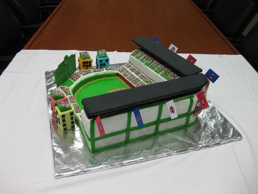 Wrigley Field Cake - CakeCentral.com