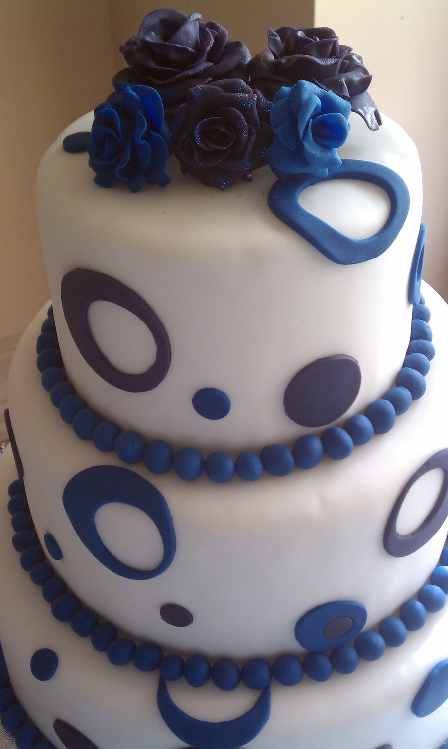 Dark Royal Blue And Purple Circles - CakeCentral.com