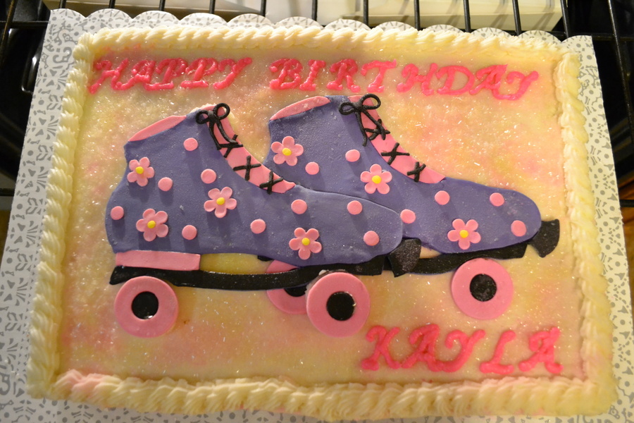 Roller Skating Cake - CakeCentral.com