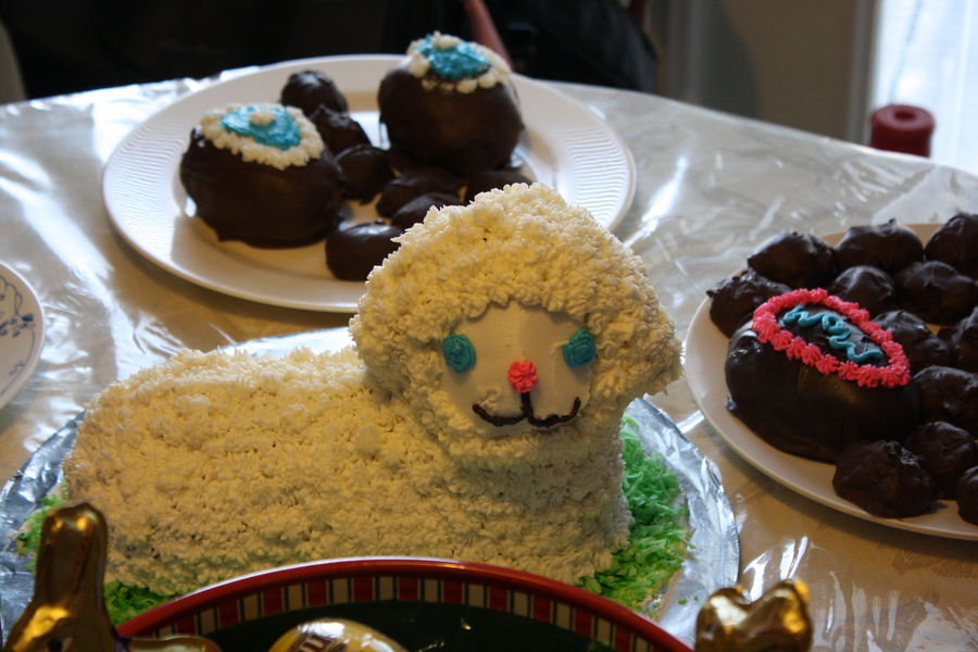 Easter Lamb Cake - CakeCentral.com