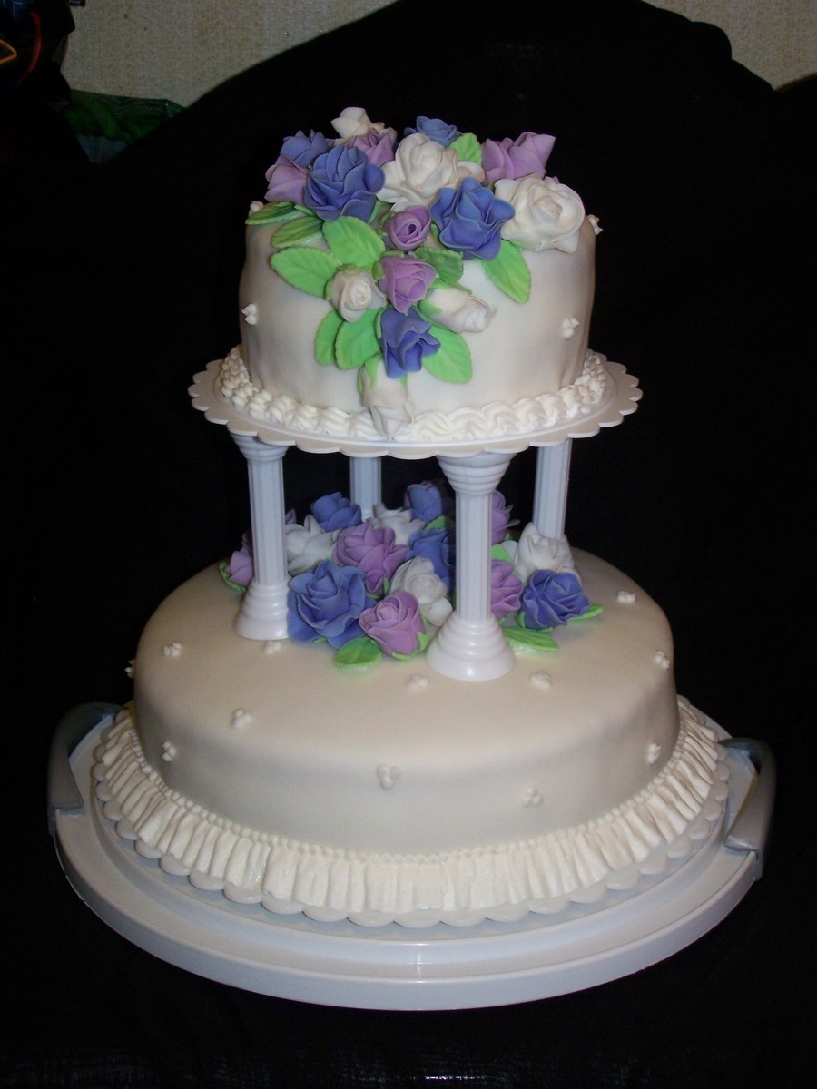 Fondant Tier - CakeCentral.com