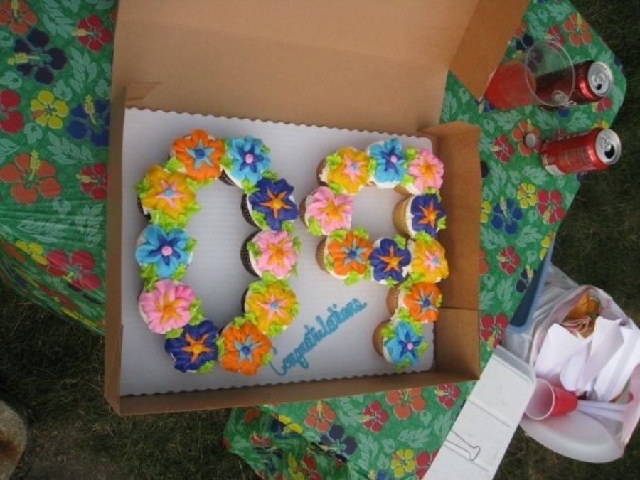 Hawaiian Theme Graduation Cupcake Cake - CakeCentral.com