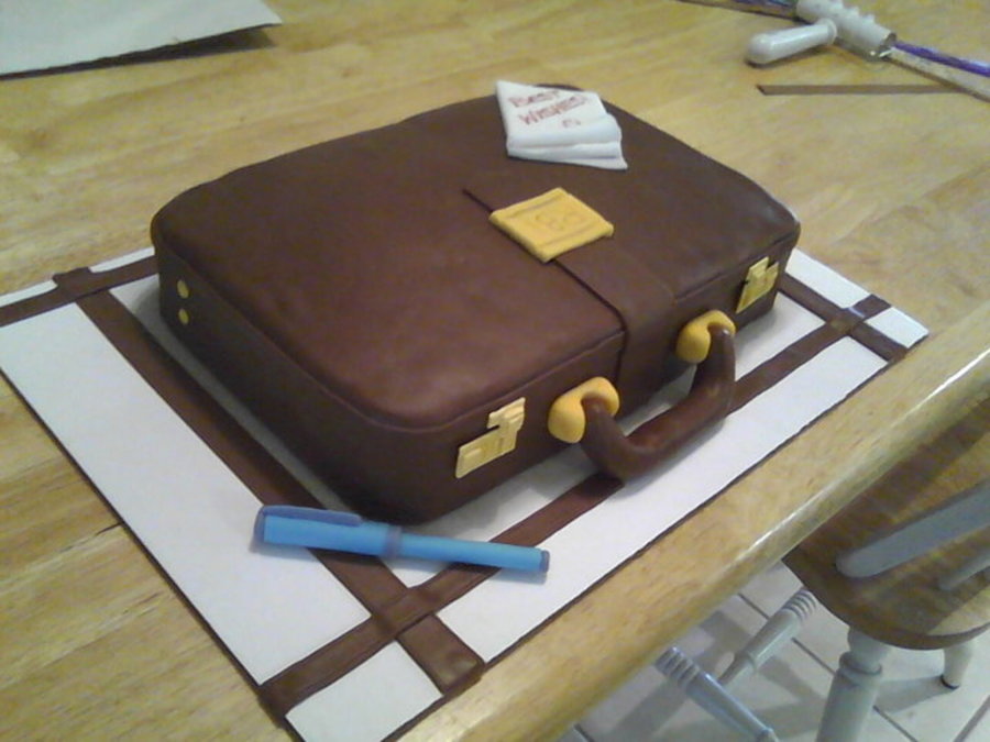 Brief Case Cake - CakeCentral.com