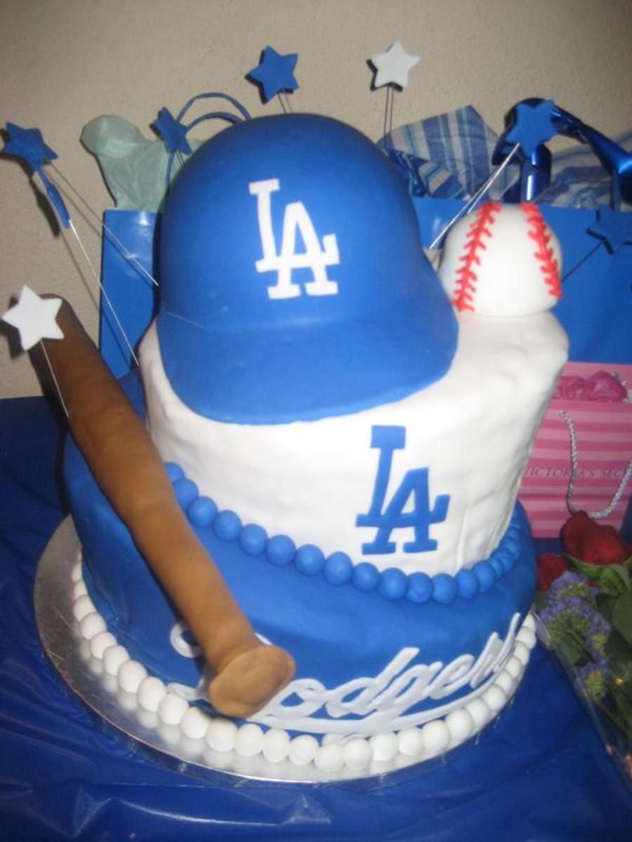 Dodgers Baseball - CakeCentral.com
