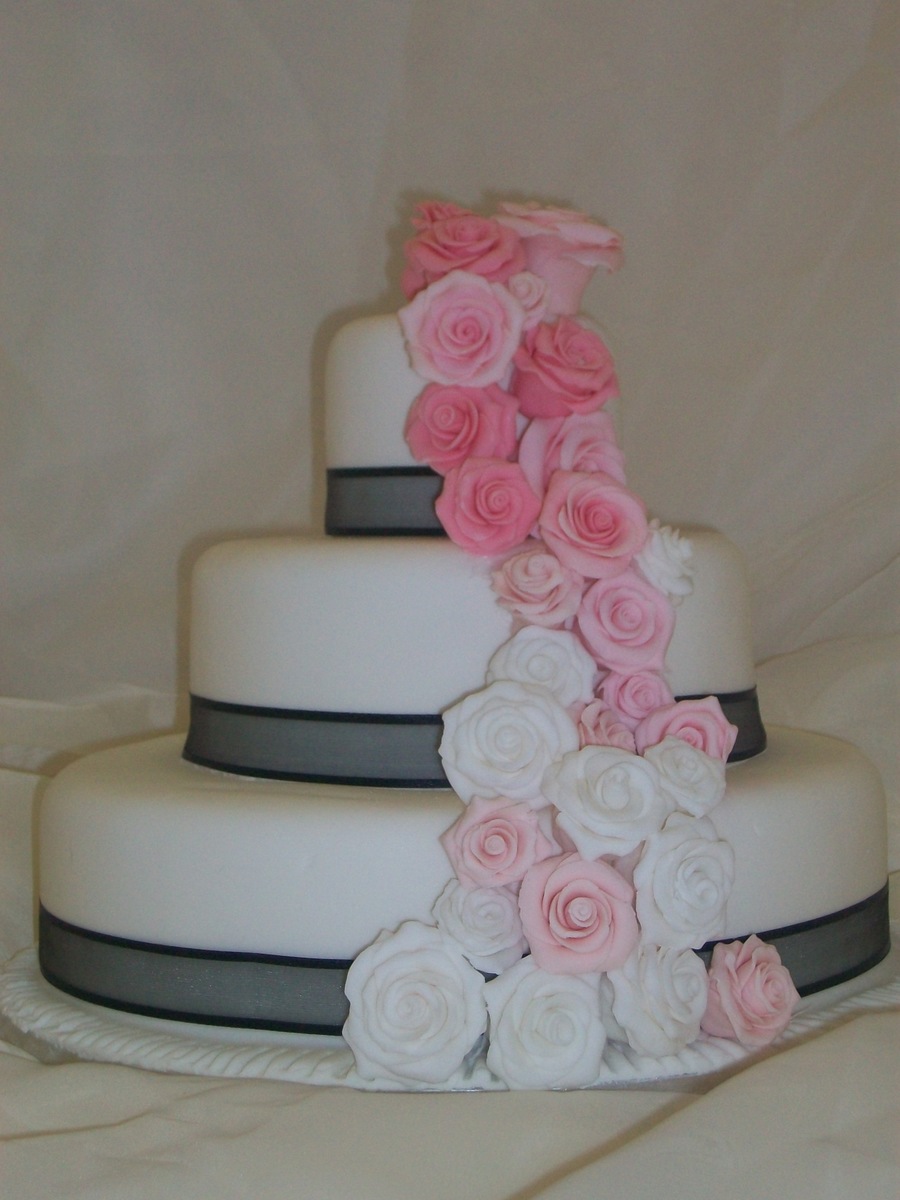 Dummy Cake For Class With Fondant Roses - CakeCentral.com