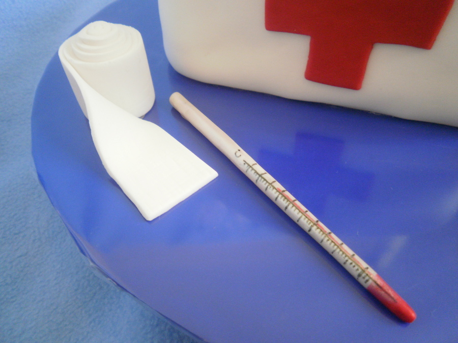 Nurse Hat / Cap - CakeCentral.com