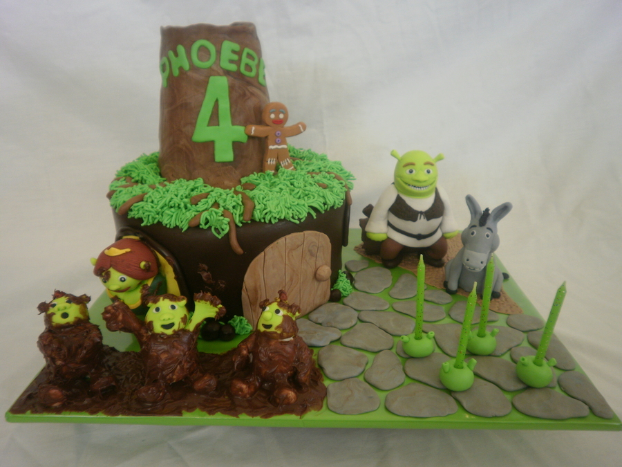 Shreks Swamp House Cake - CakeCentral.com
