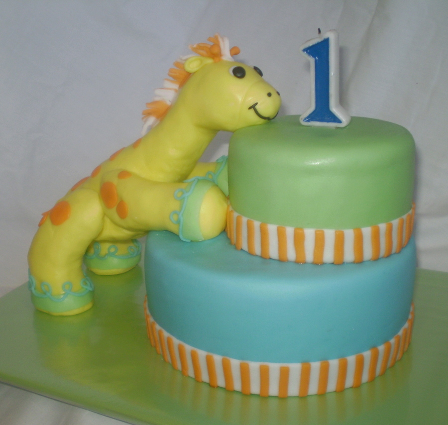 Cute Giraffe - 1St Birthday - CakeCentral.com