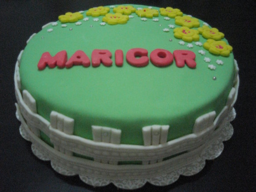 Flower Fence Cake - CakeCentral.com