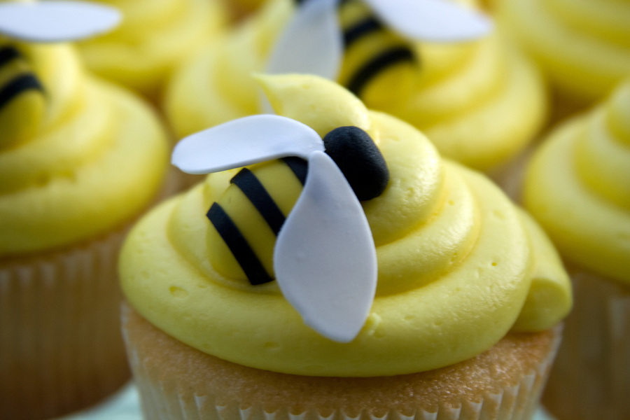 Bumblebee Cupcakes - CakeCentral.com