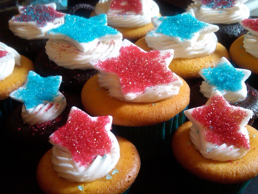 Star Cupcakes - CakeCentral.com