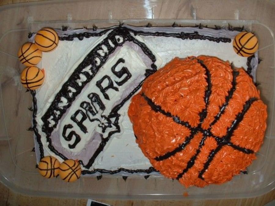 Spurs_Cake.jpg - CakeCentral.com