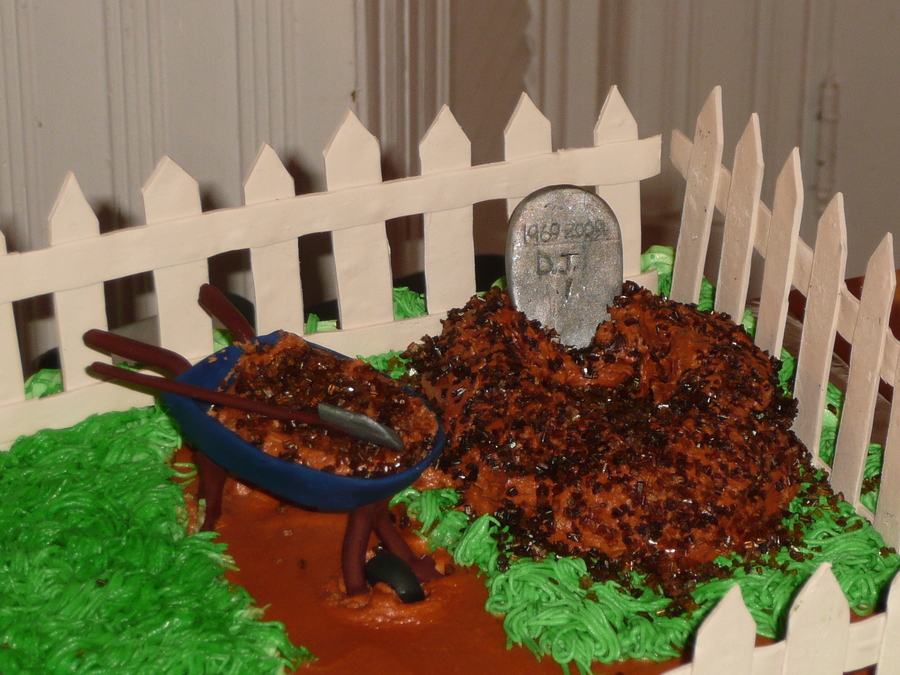 Graveyard Birthday Cake - CakeCentral.com