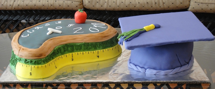 Kindergarten Graduation Cake - CakeCentral.com