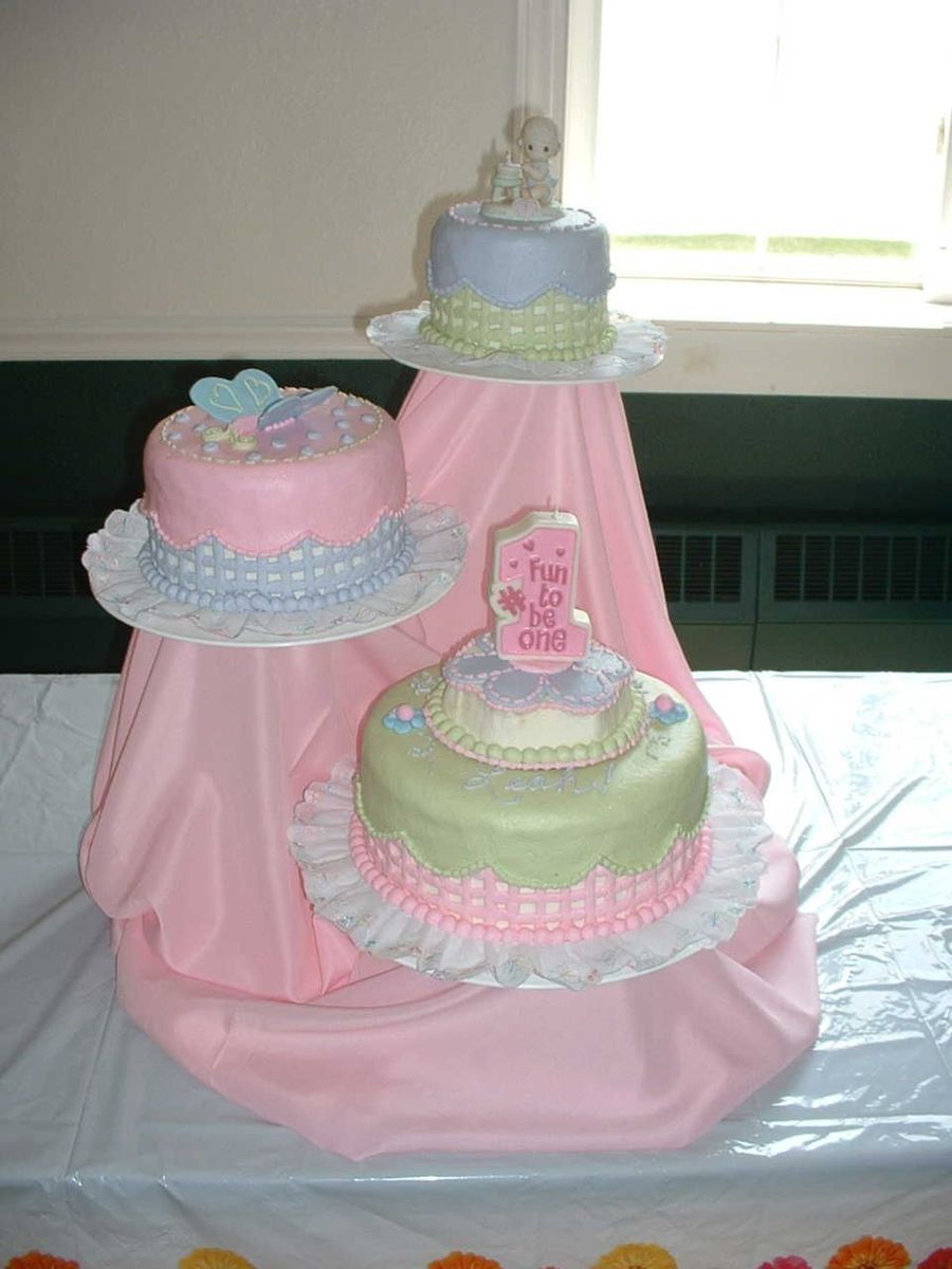 Hugs And Stitches Theme Cake - CakeCentral.com