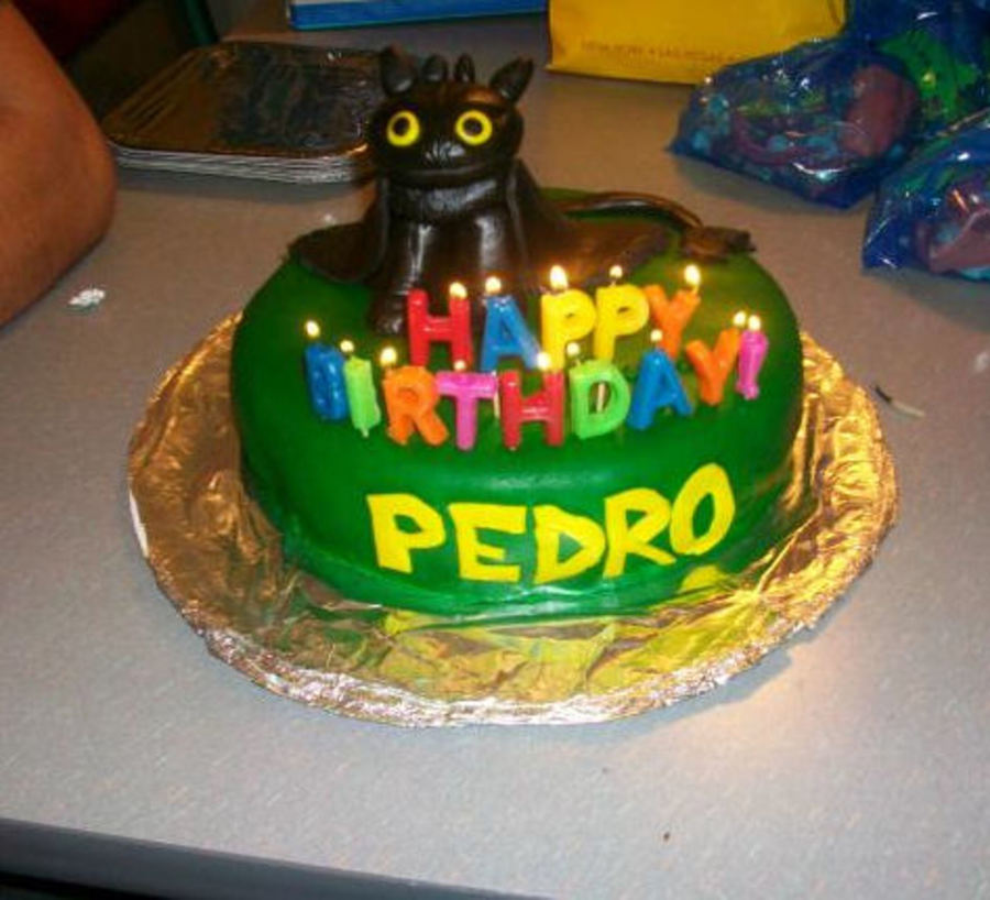 Toothless From How To Train Your Dragon Cake Theme - CakeCentral.com