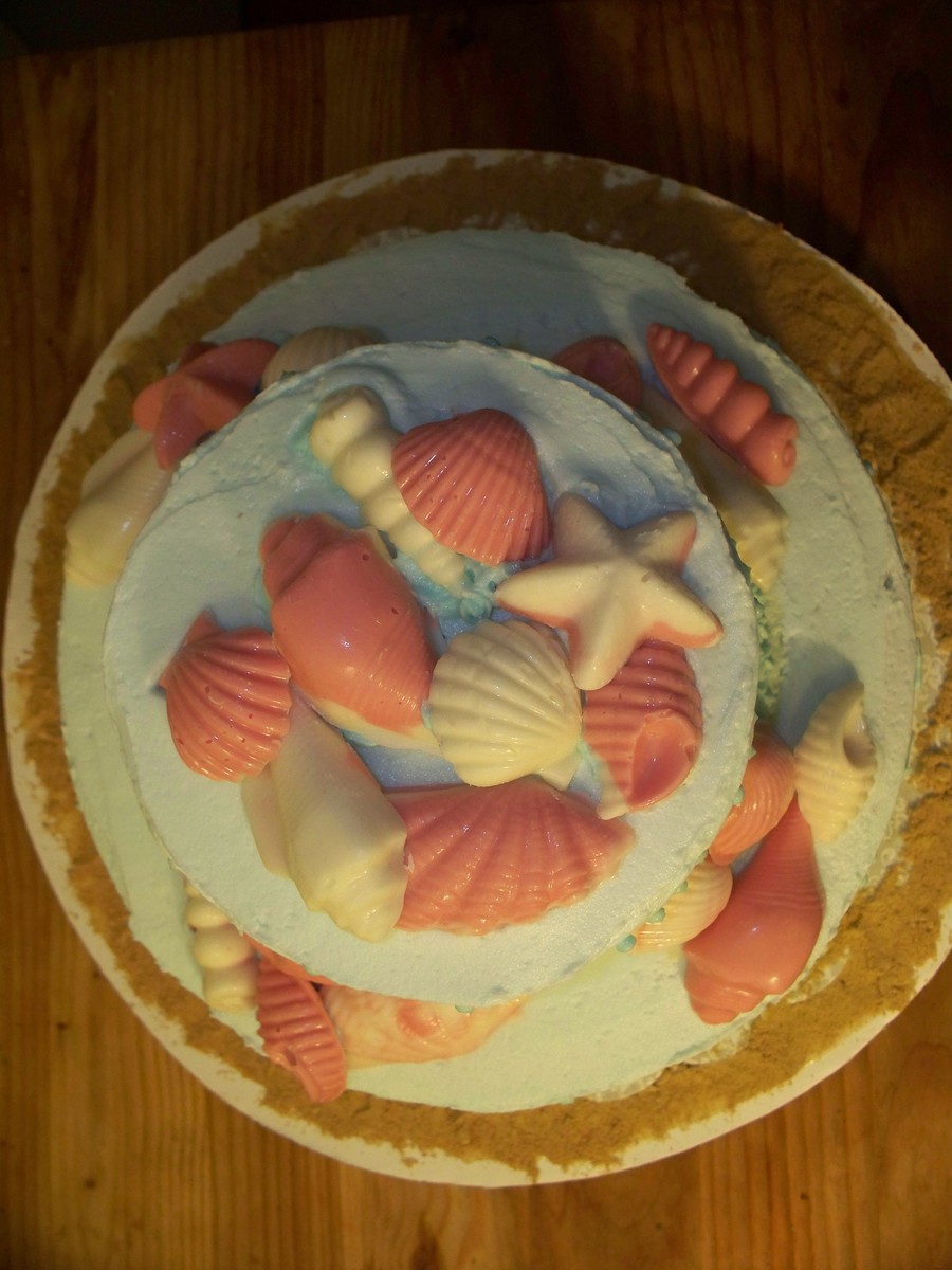 Seashell Cake - CakeCentral.com