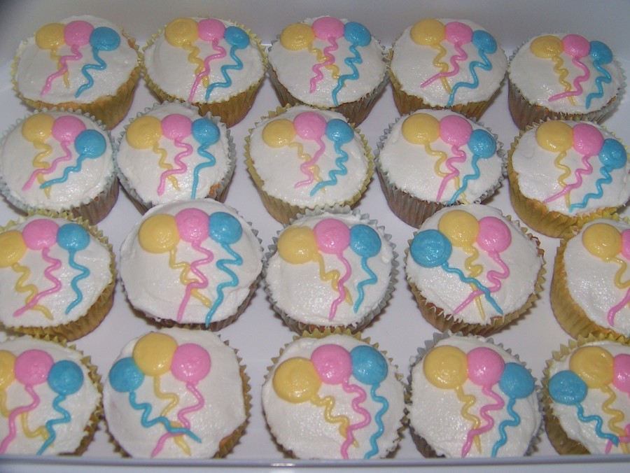 Birthday Balloon Cupcakes - CakeCentral.com