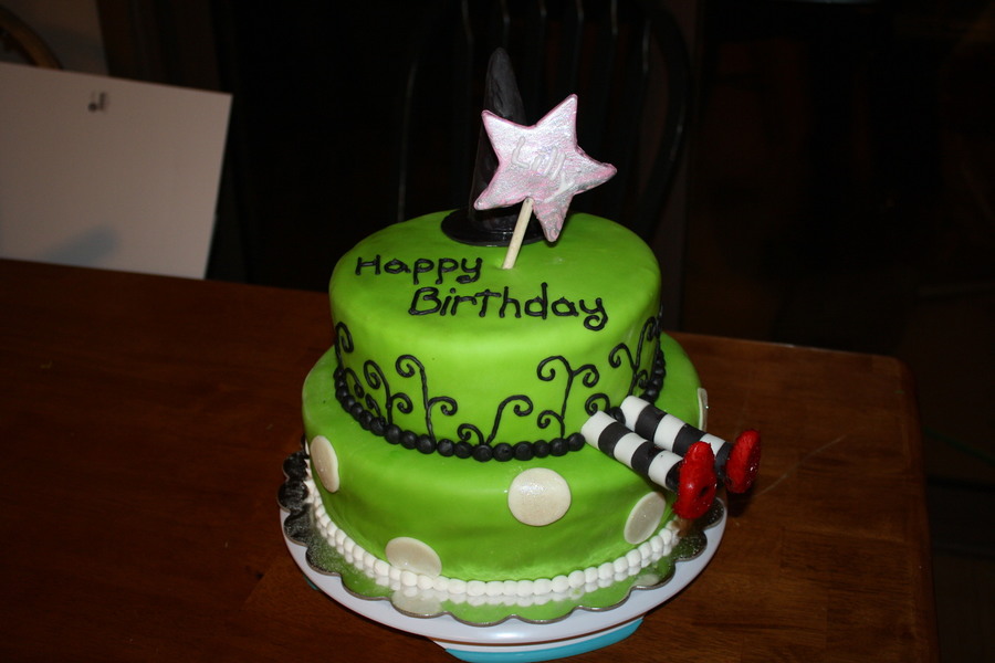 Wicked Birthday Cake - CakeCentral.com