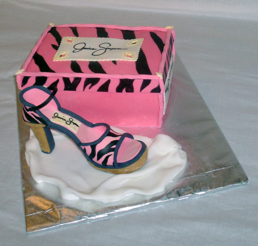 Jessica Simpson Shoe Cake - CakeCentral.com