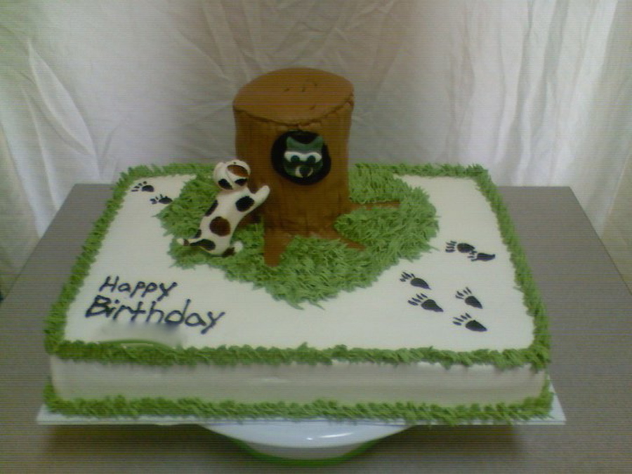 Coon Hunting Cake - CakeCentral.com