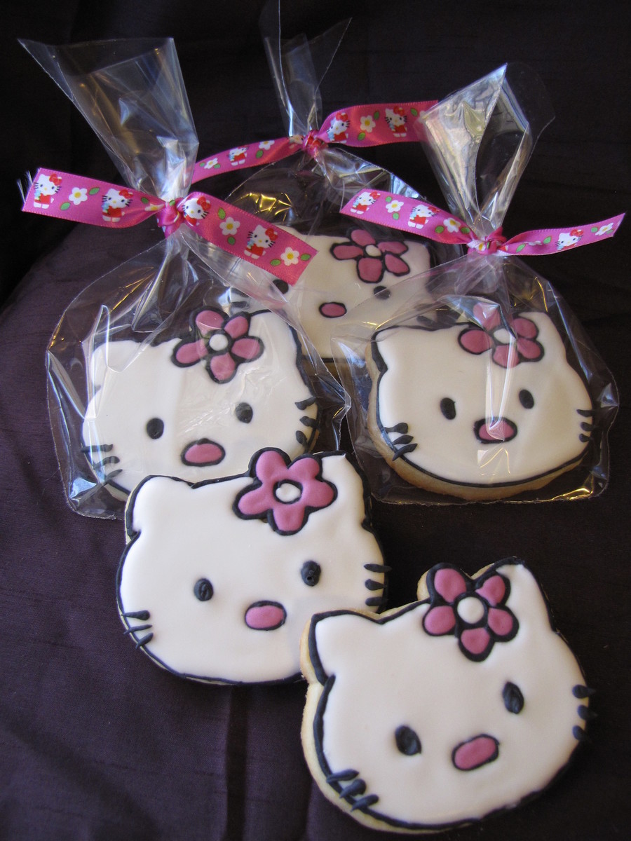 Hello Kitty Cookies - CakeCentral.com