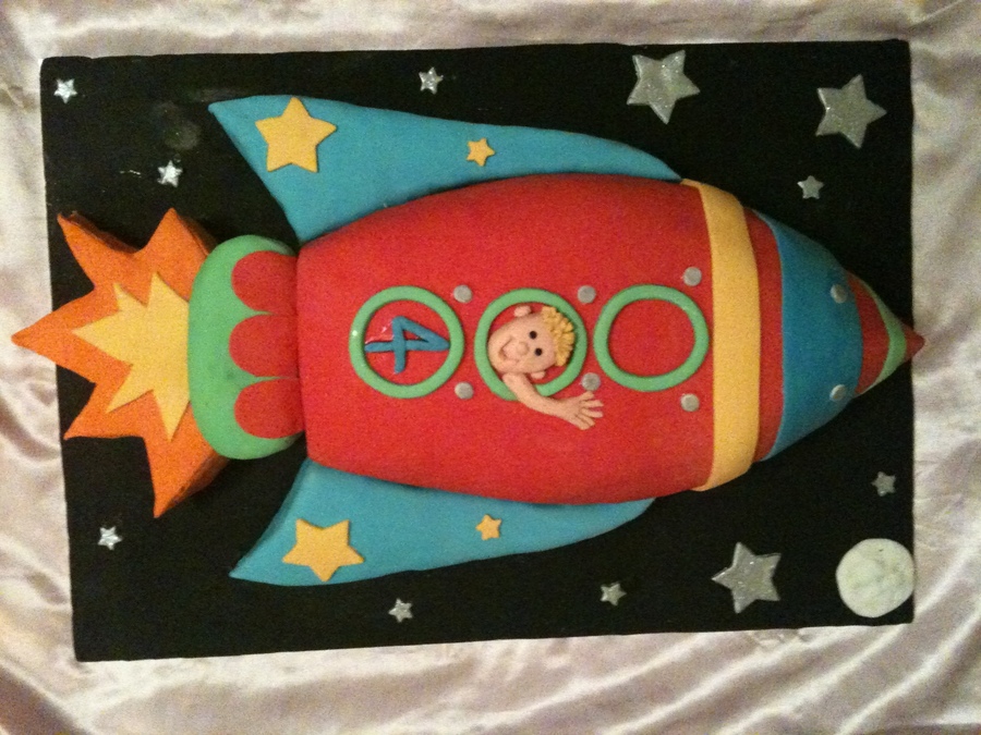 Rocket Ship - CakeCentral.com