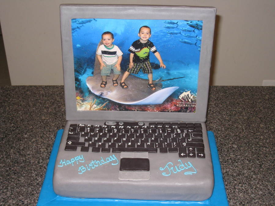It Birthday Cake - CakeCentral.com