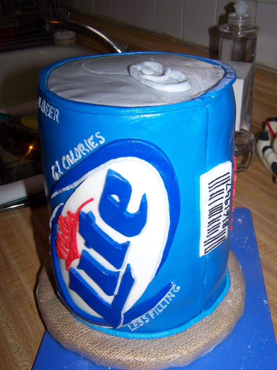 Miller Lite - CakeCentral.com