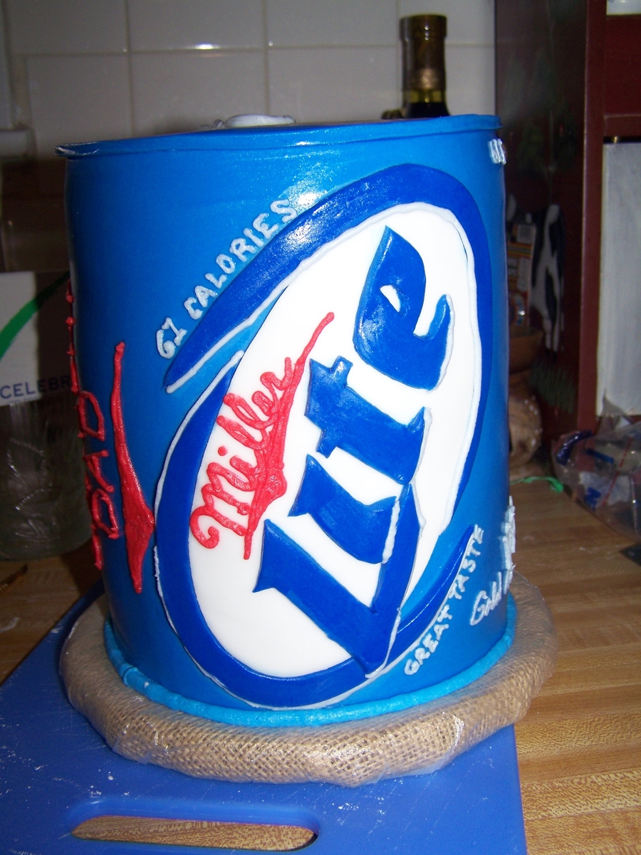 Miller Lite - CakeCentral.com
