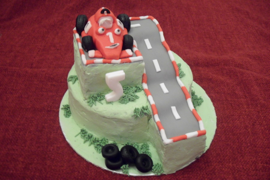 Roary The Racing Car - CakeCentral.com
